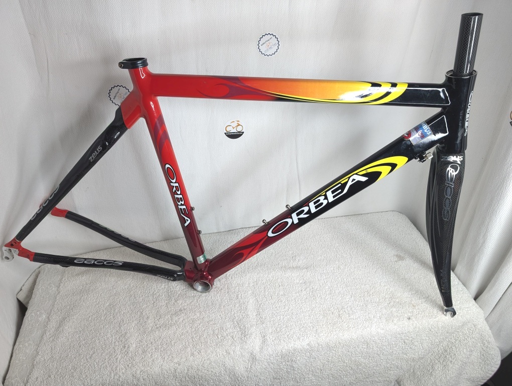 Orbea Lobular 100 Frame and Fork, Zeus Carbon Fiber, Columbus, 55 cm ...